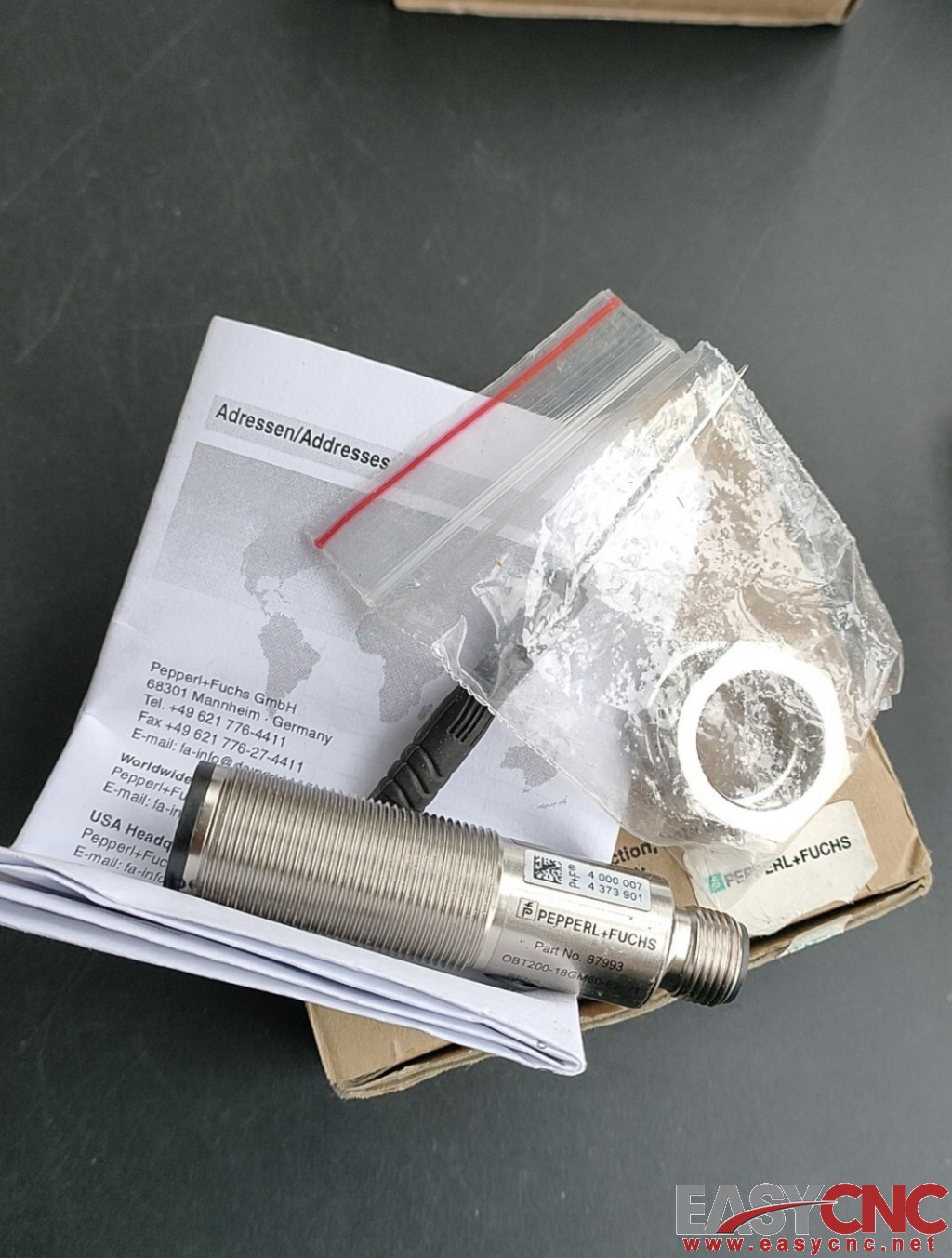 EASYCNC ONLINE SHOPPING 087993 OBT200-18GM60-E5-V1 Pepperl + Fuchs Sensor NEW